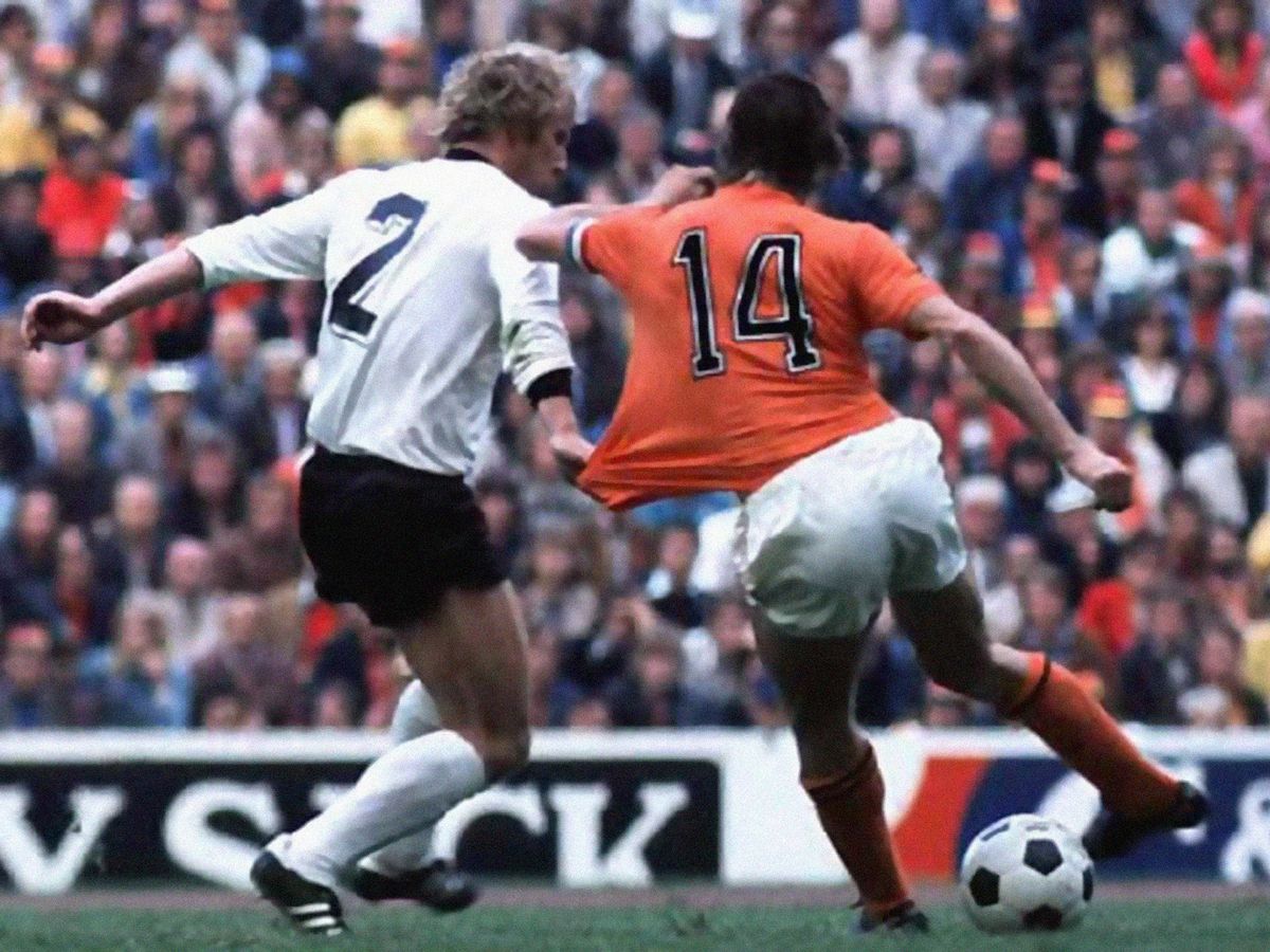 Footballing Icons: Johan CRUYFF